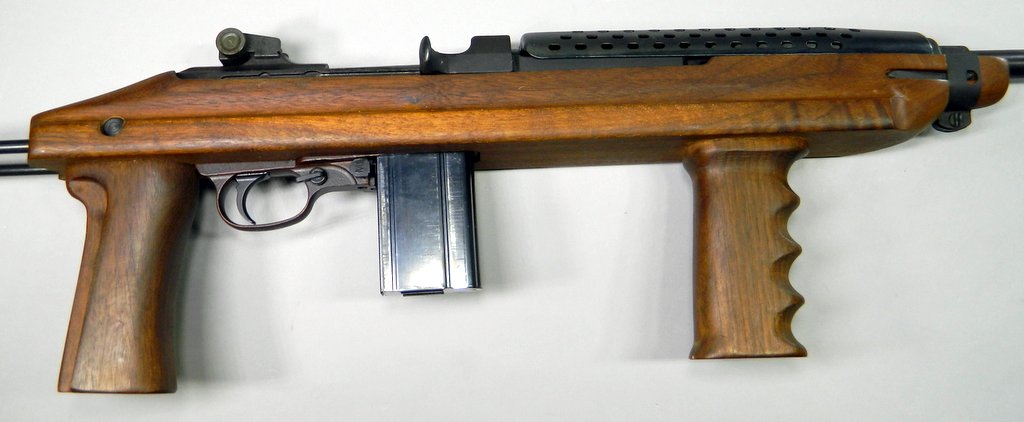 160+ GUN AUCTION...AWESOME COLLECTION | Locate Auctions